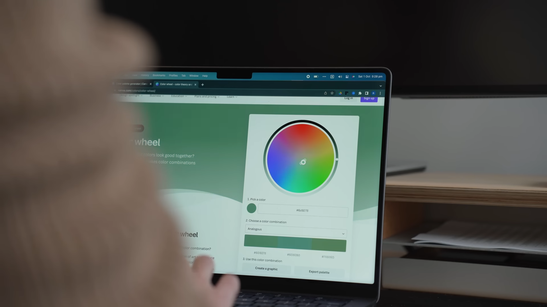 Expert Tips on How To Choose the Perfect Color Scheme