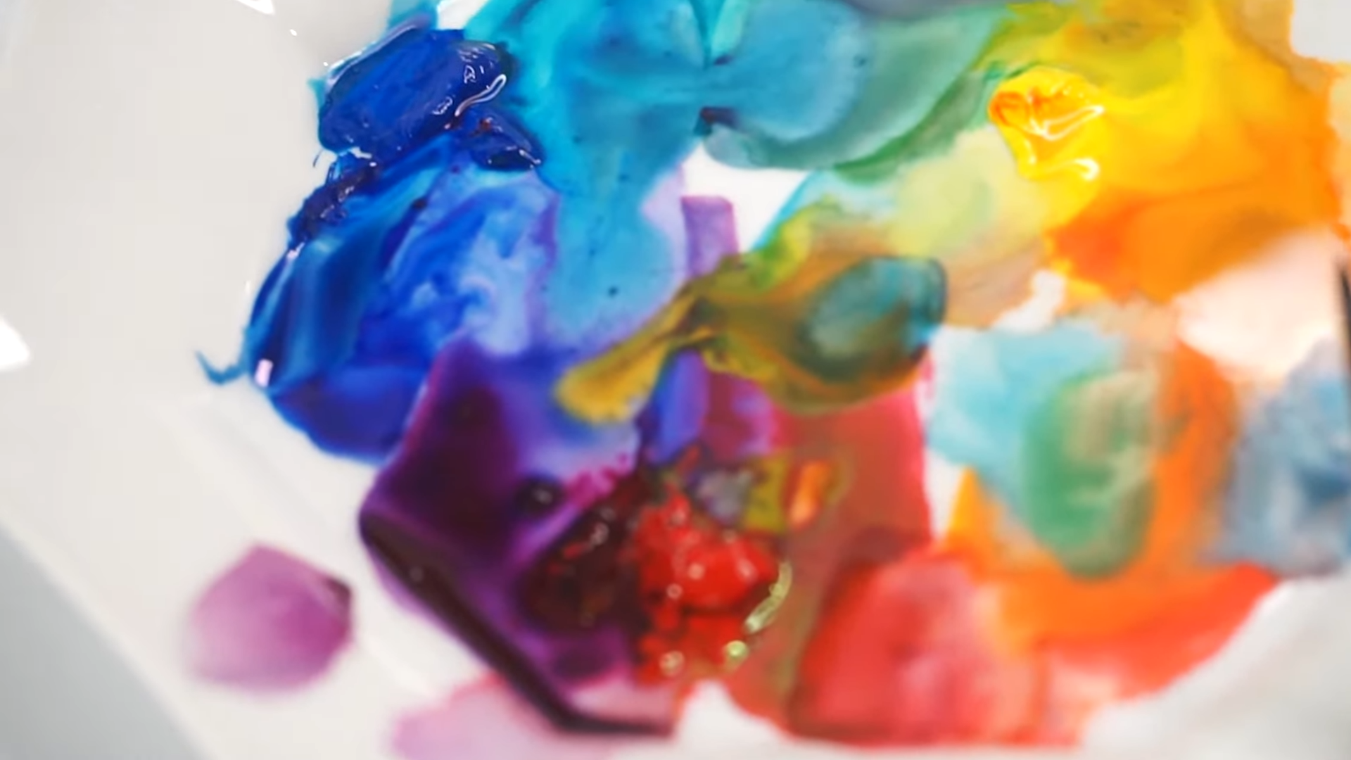 Expert Tips on How To Choose the Perfect Color Scheme